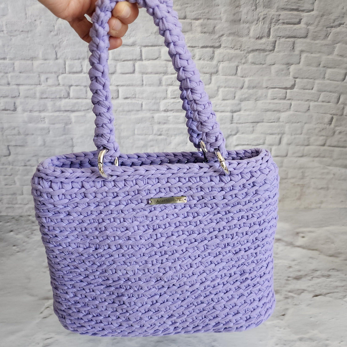 תיקים סרוגים לנשים: השילוב המושלם בין אופנה ויצירתיות – Chic avenue